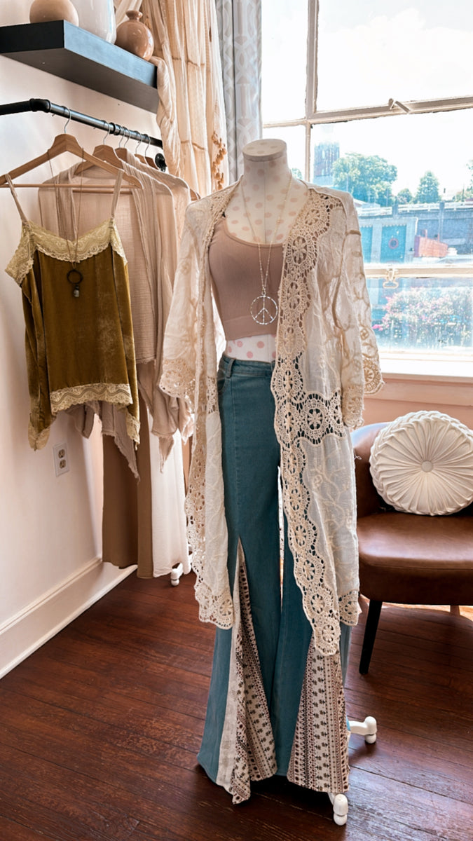 Forevermore Flare Jean (Larges) – Flippie Hippie